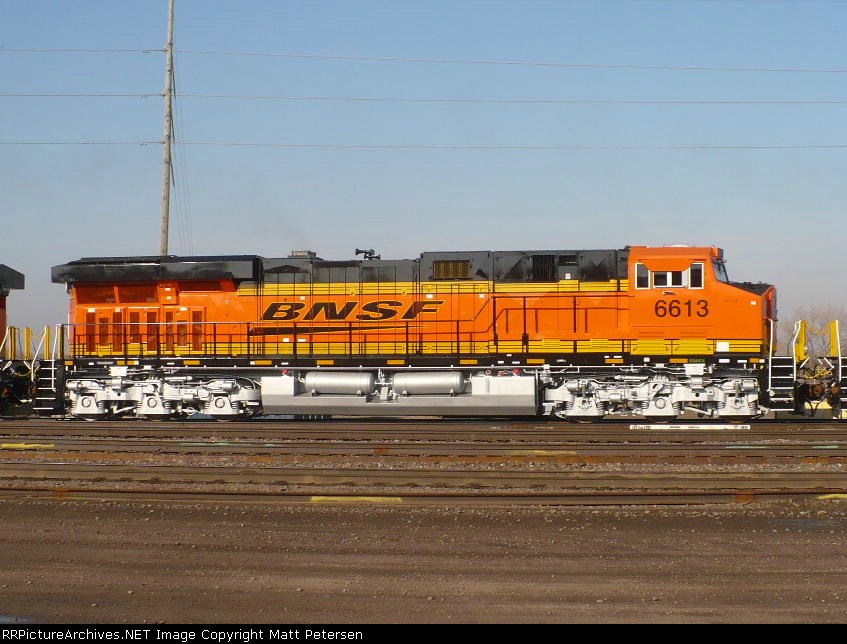 BNSF 6613